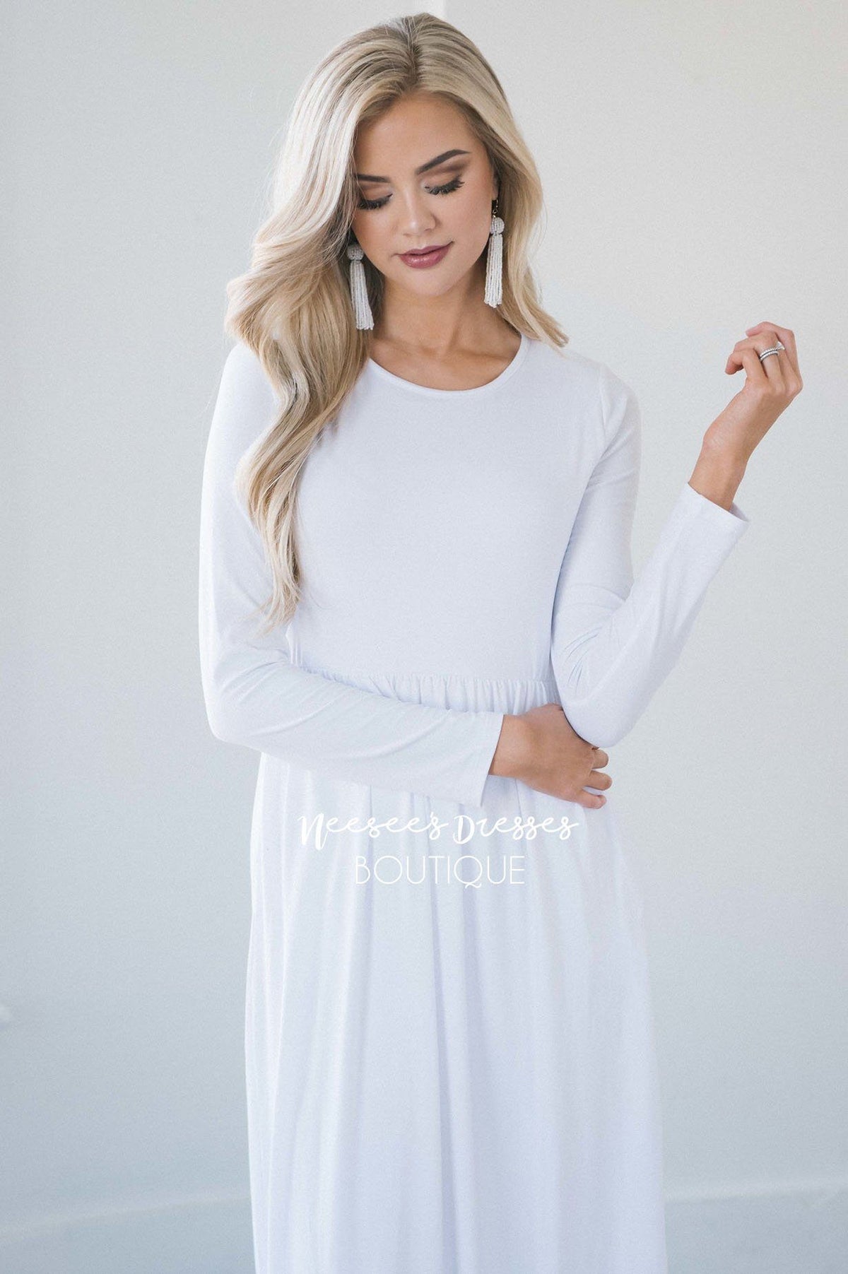White Pocket Temple Modest Dress | Modest Bridesmaids Dresses | Best ...