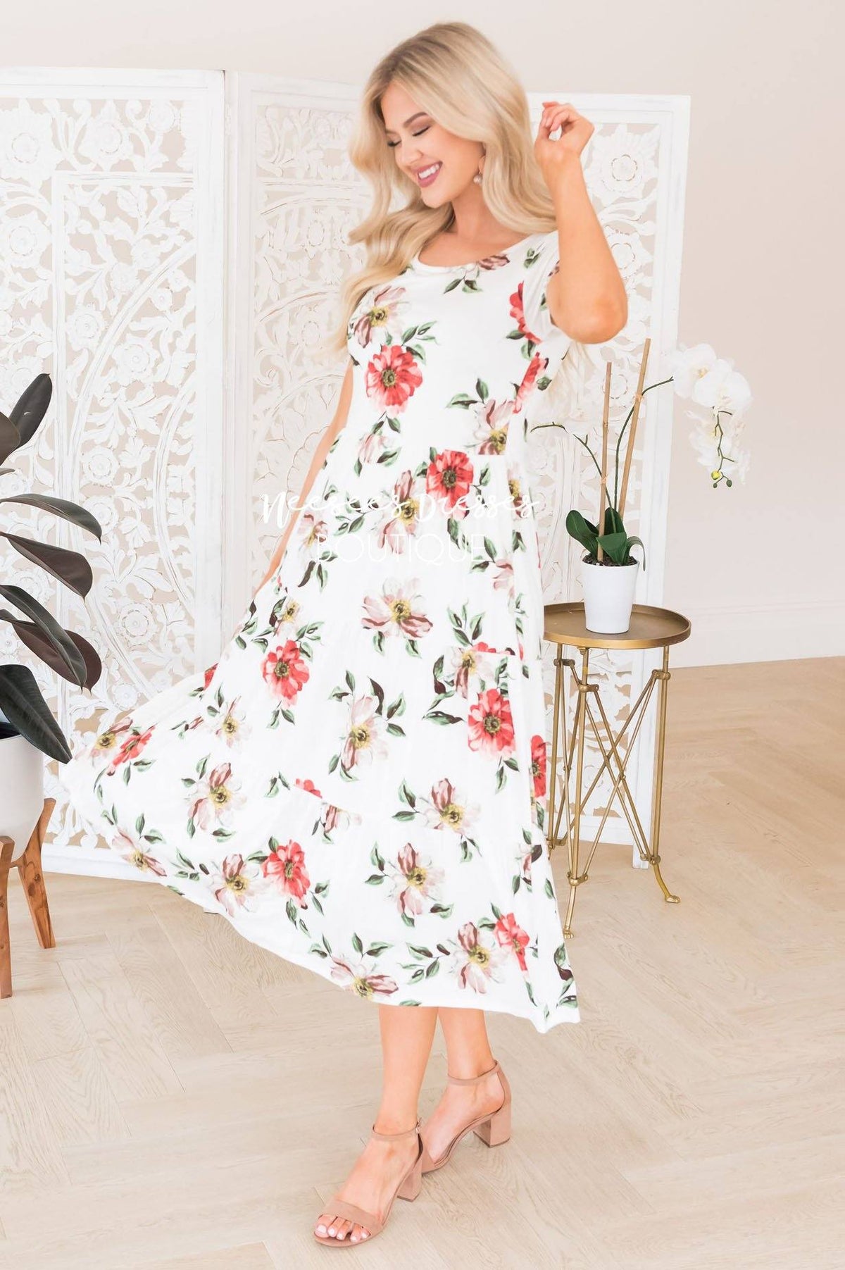 The Stephani Modest Tier Floral Dress
