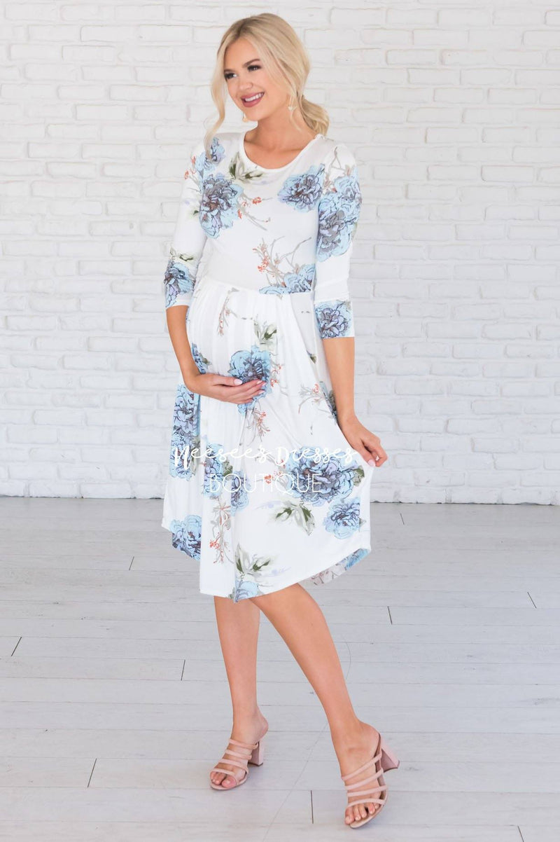 The Laura Modest Floral Dress - NeeSee's Dresses