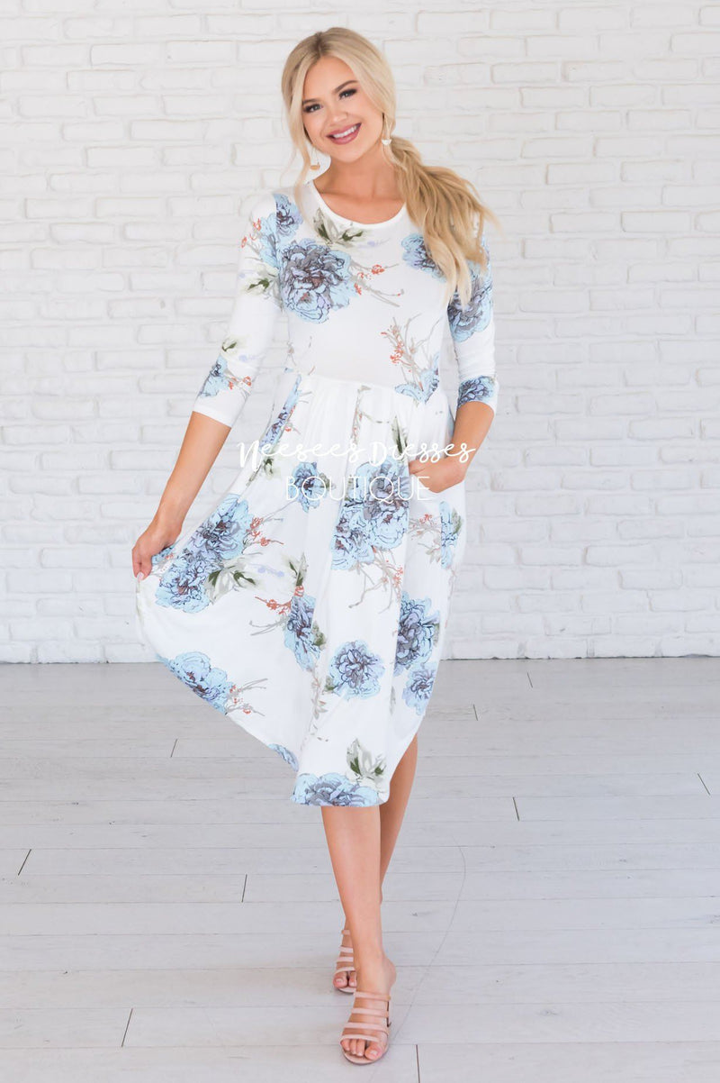 The Laura Modest Floral Dress - NeeSee's Dresses